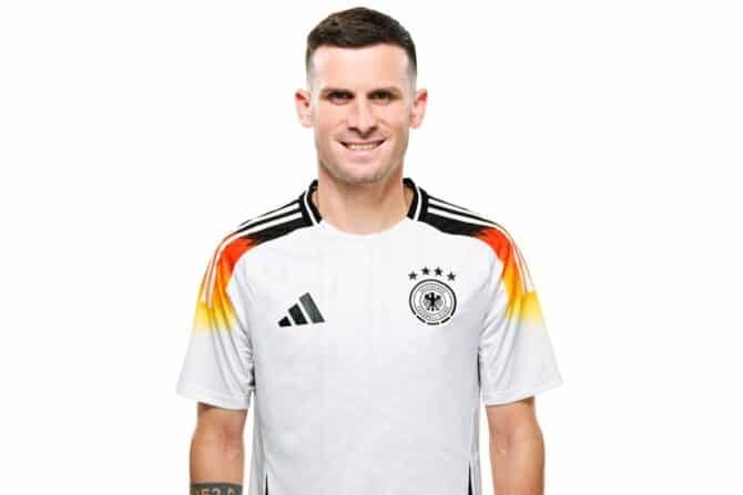 ⚽ Fußballspieler Pascal Groß (Borussia Dortmund (BVB)) Spiele ...